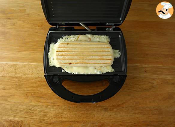 Raclette panini