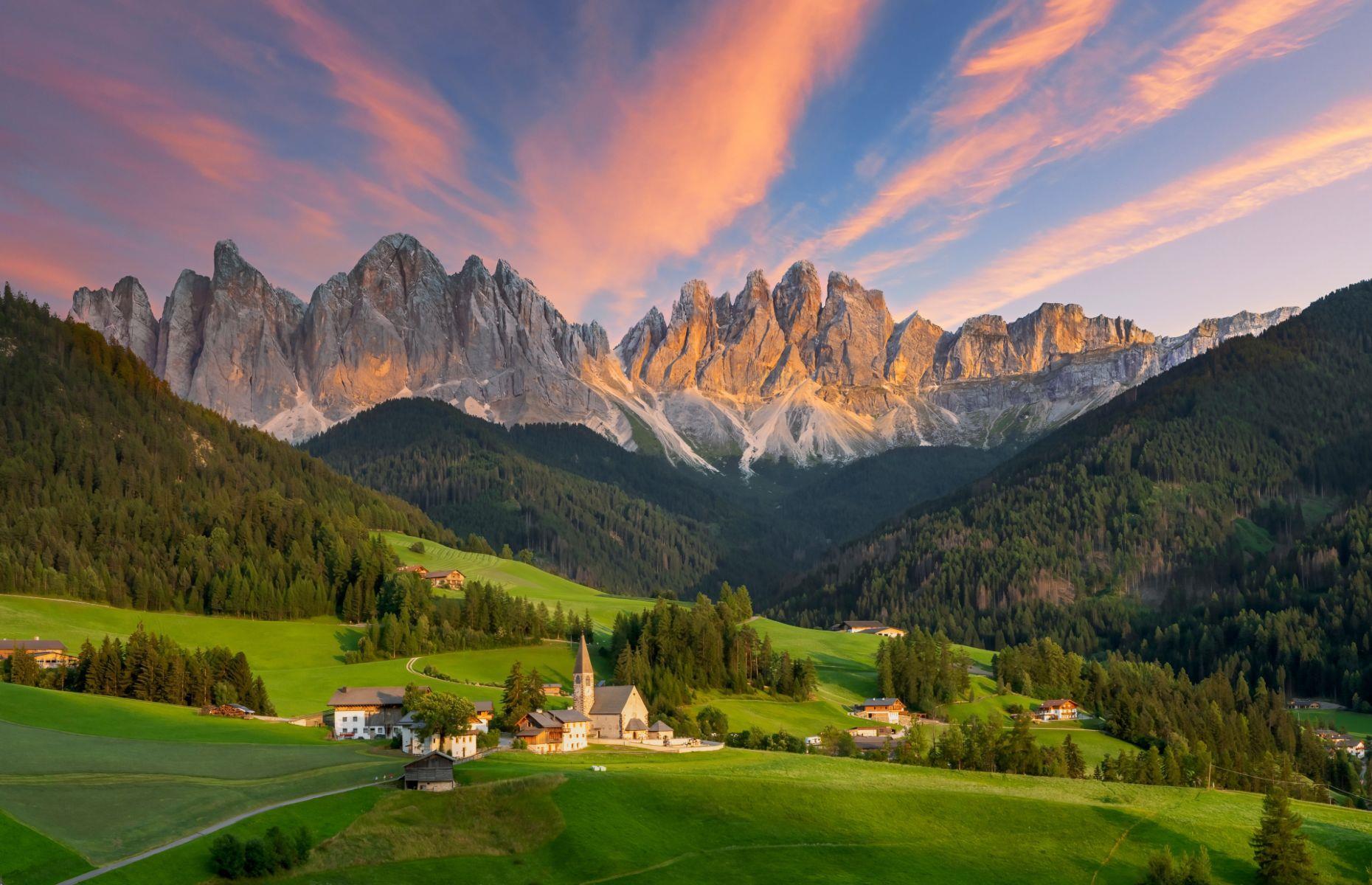 25 top countries for epic landscapes and rich history