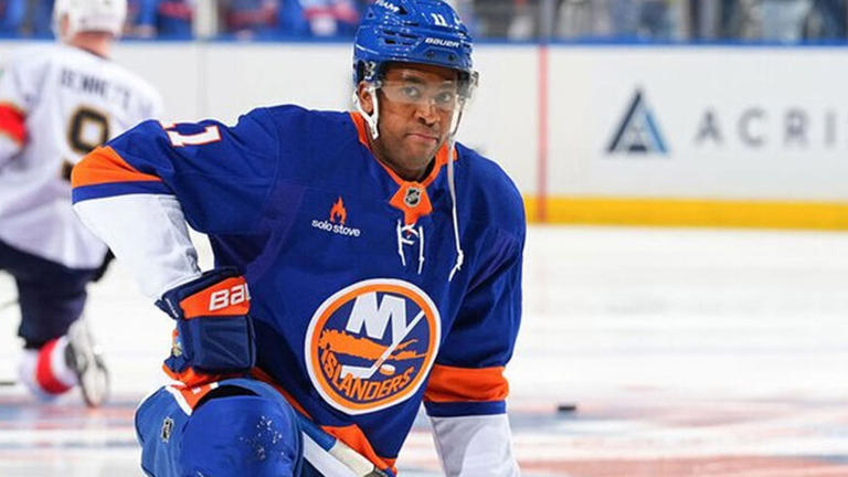 Anthony Duclair leaves the Islanders after public blow up with Patrick Roy