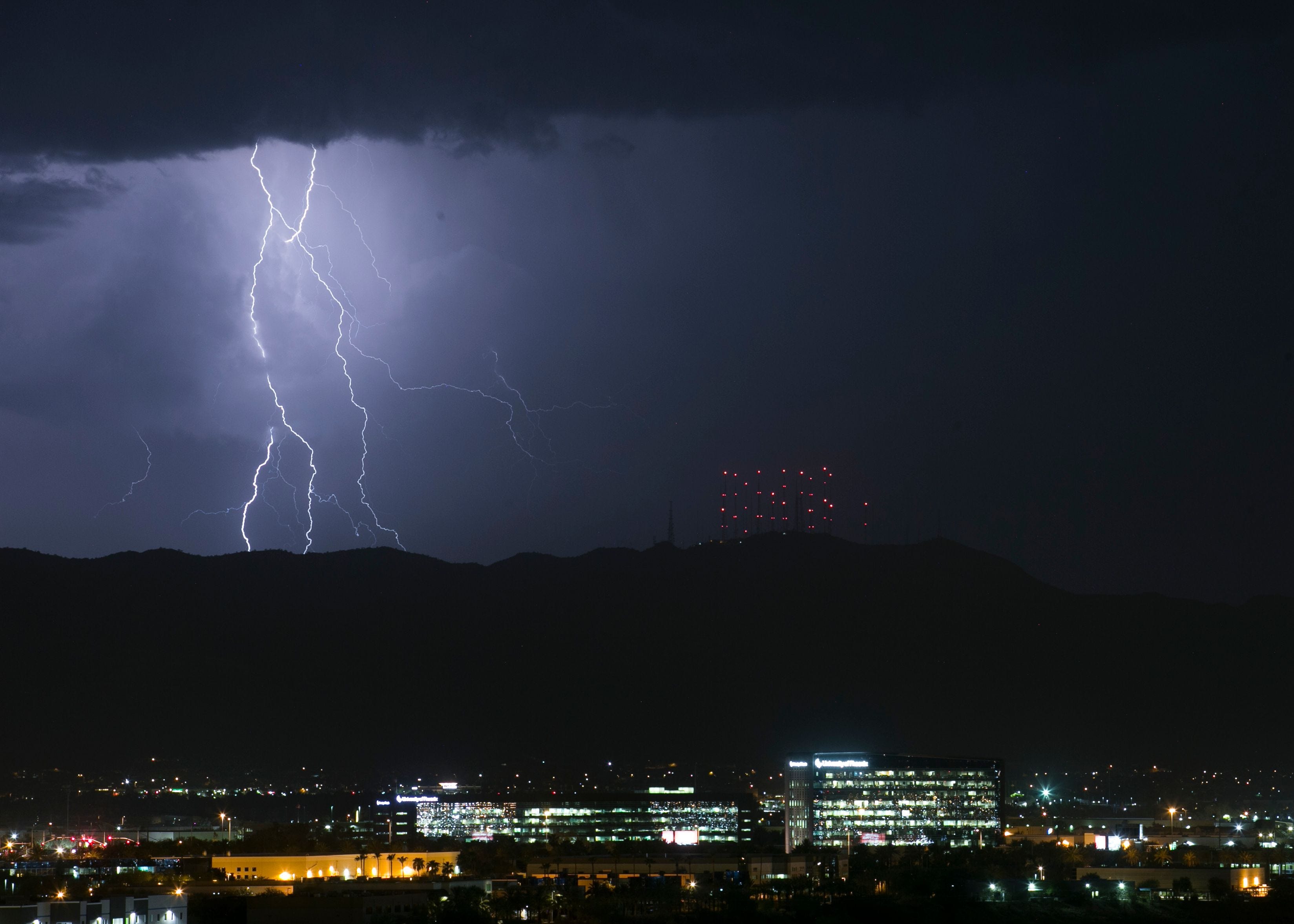 Forget the lightning crouch: Weather experts warn against outdated ...