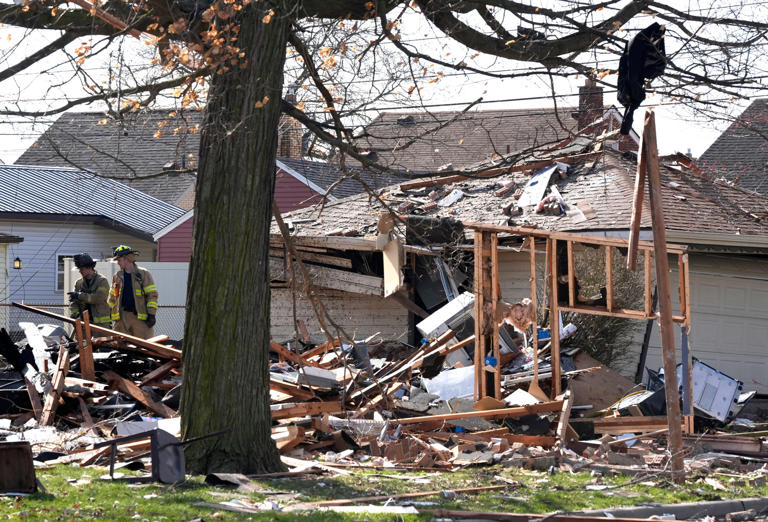 Southgate home explosion leaves 1 dead, another injured, scatters ...