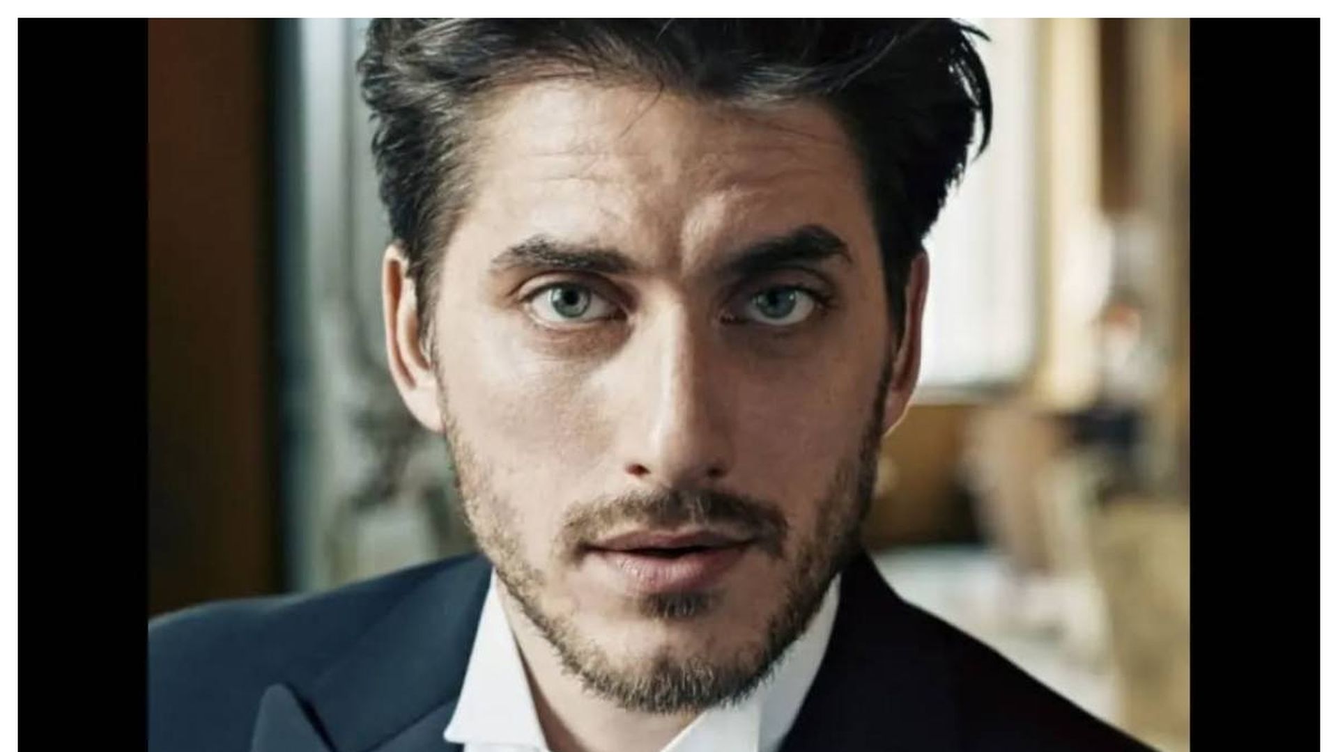 Luca Marinelli: età, moglie e figli, dove vive, studi. La vita privata ...