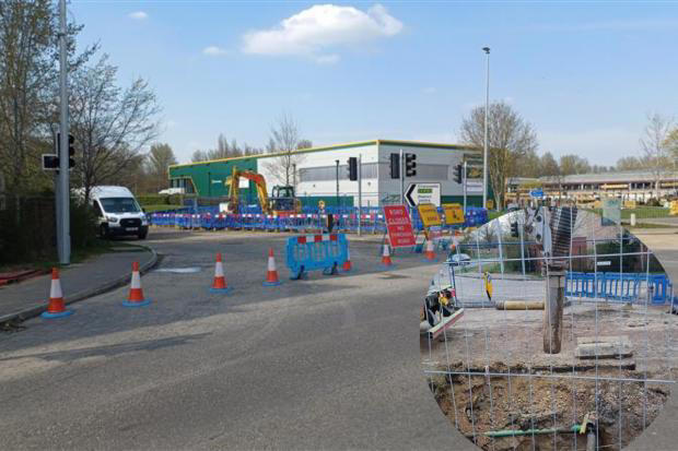 Mead Way closed into evening as Thames Water works continue