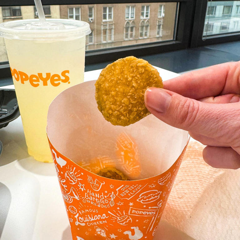 I Tried Everything On Popeyes' New Pickle Menu & It's A Bigger Dill ...