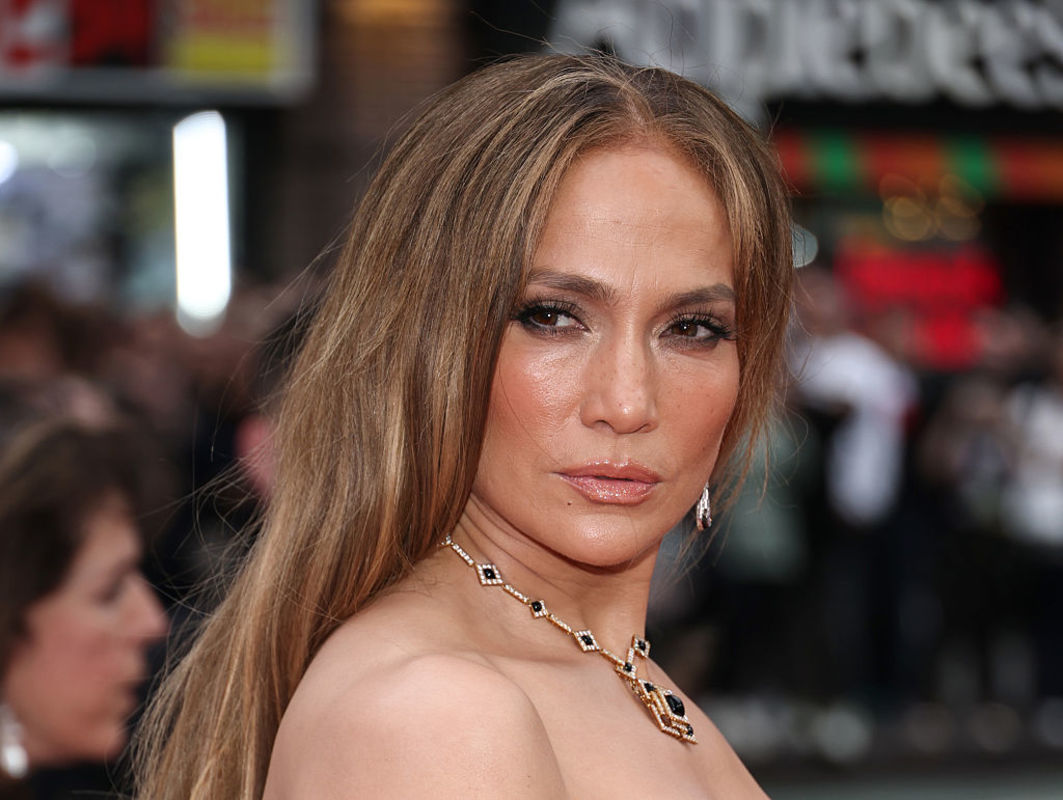 Jennifer Lopez Steps Out With Teen Child in Gravity-Defying Dress