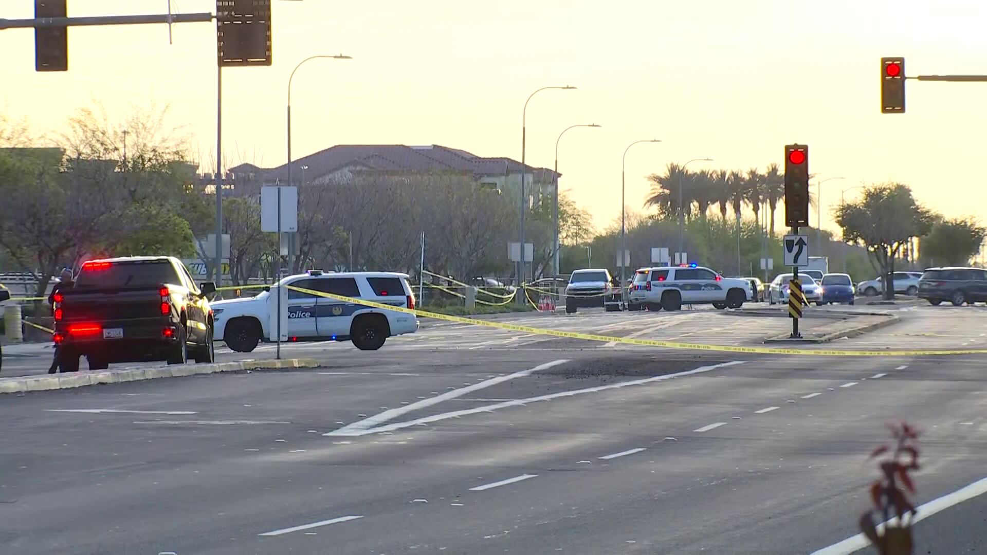 Motorcycle crash closes major west Phoenix intersection