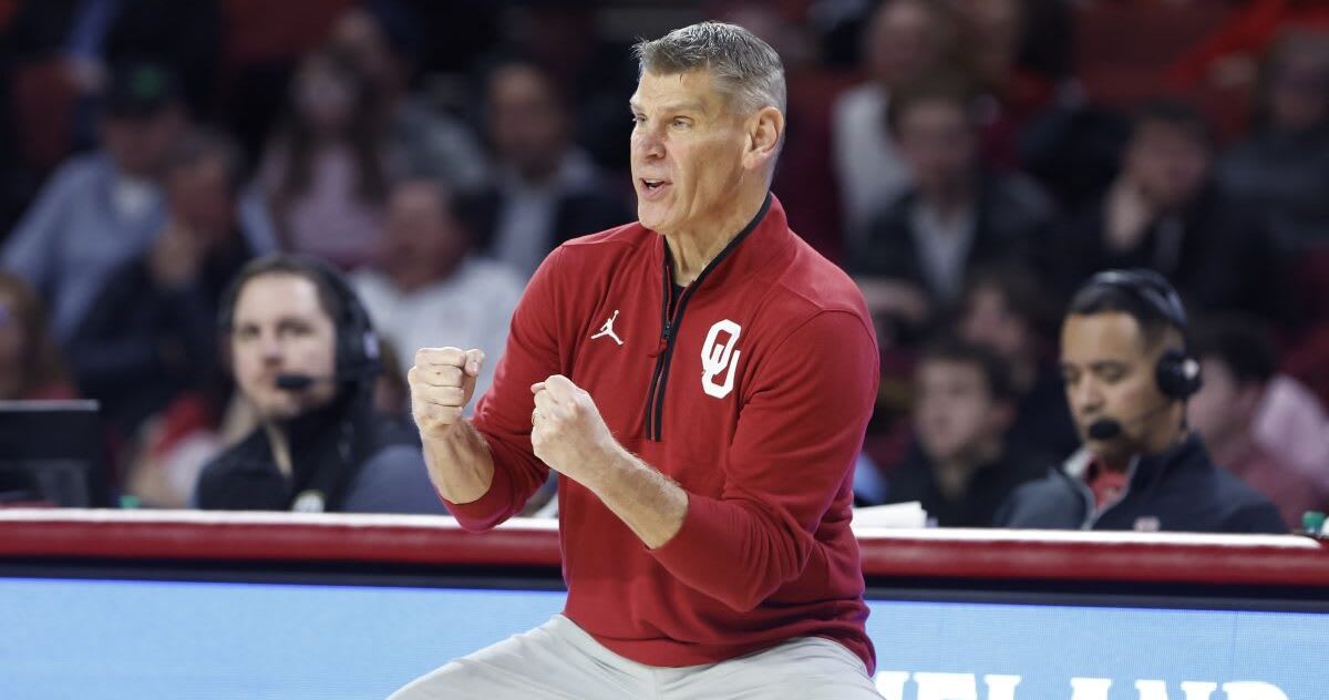 Porter Moser sends message to Oklahoma fans as rumors swirl on future