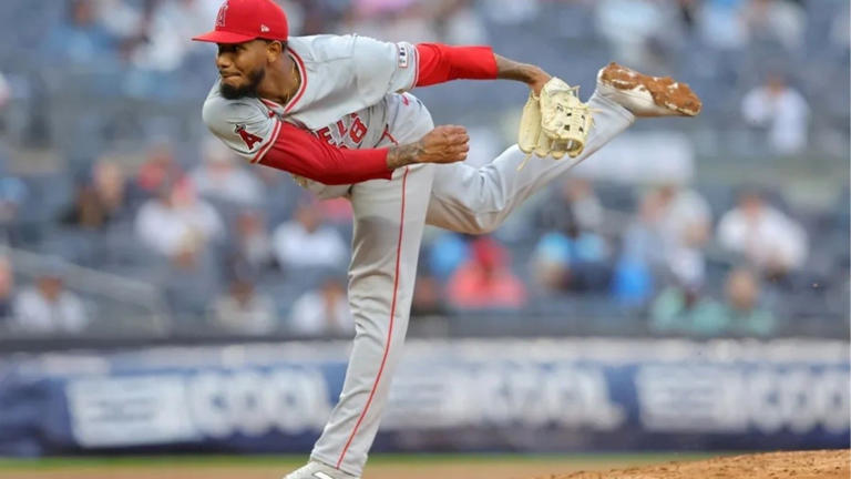 MLB: Mets Take a Chance on Former Angels Reliever Recovering from ...