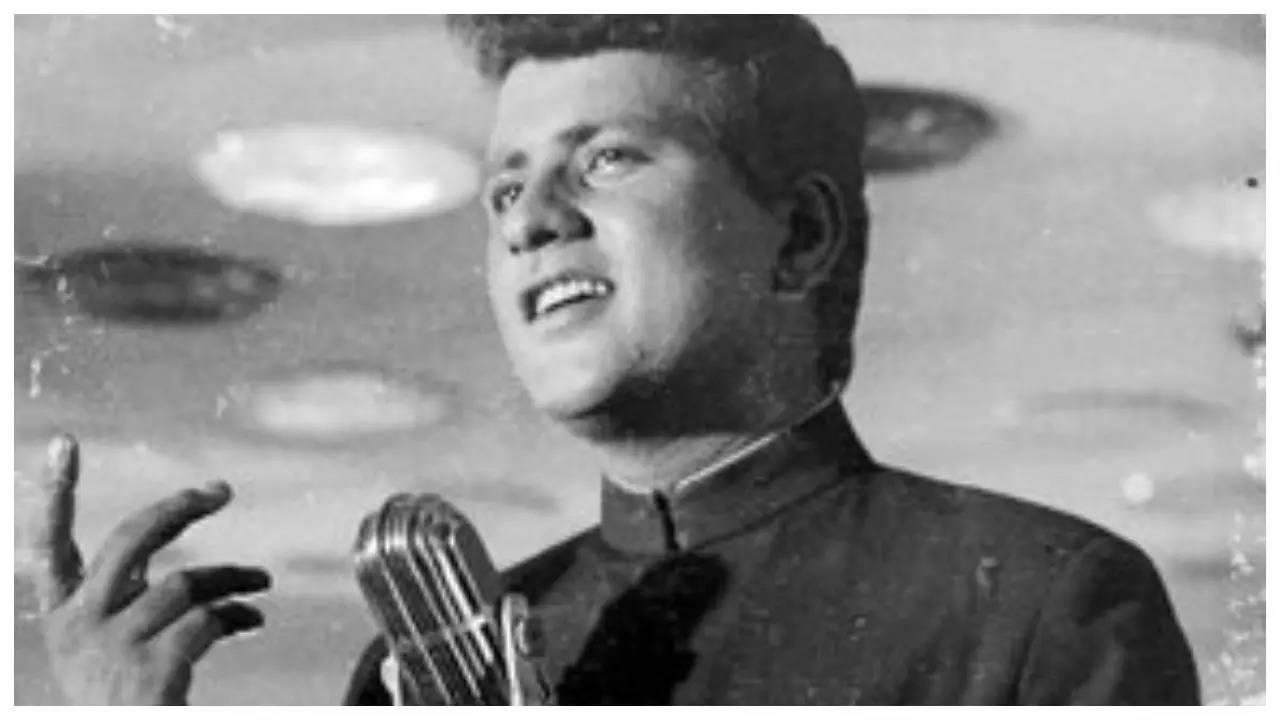 Manoj Kumar passes away at 87 after prolonged illness; last rites to be ...
