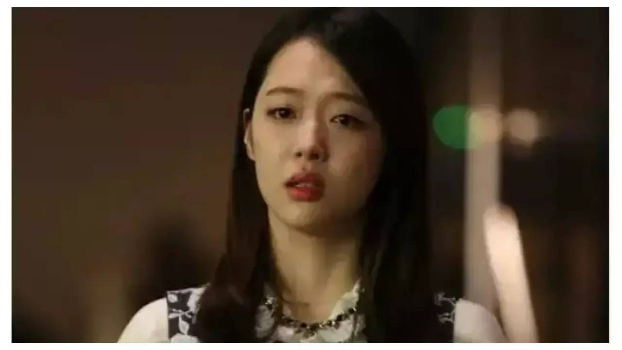 Sulli’s brother DROPS big names; drags IU, Goo Hara, Suzy, Kim Sae Ron ...