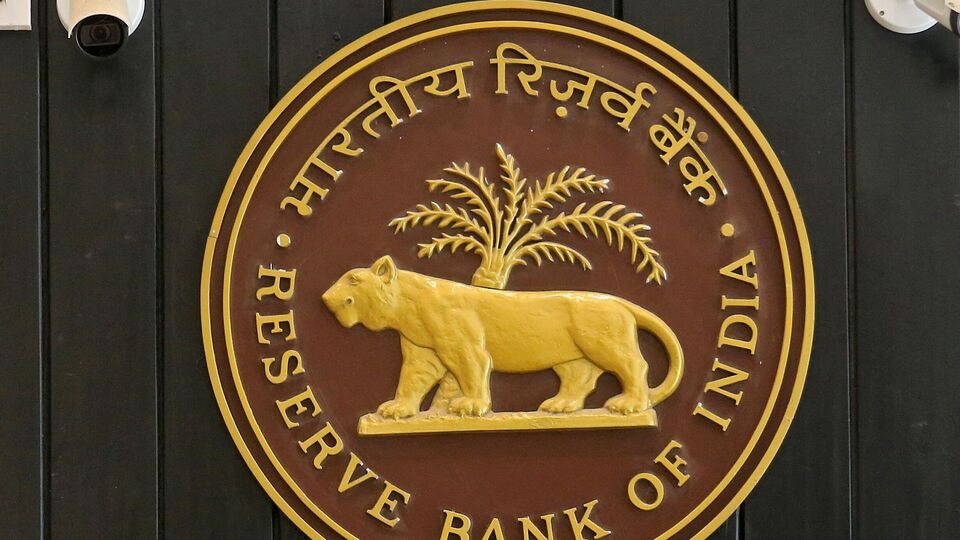 Explainer | With RBI likely to cut repo rate next week, will personal ...