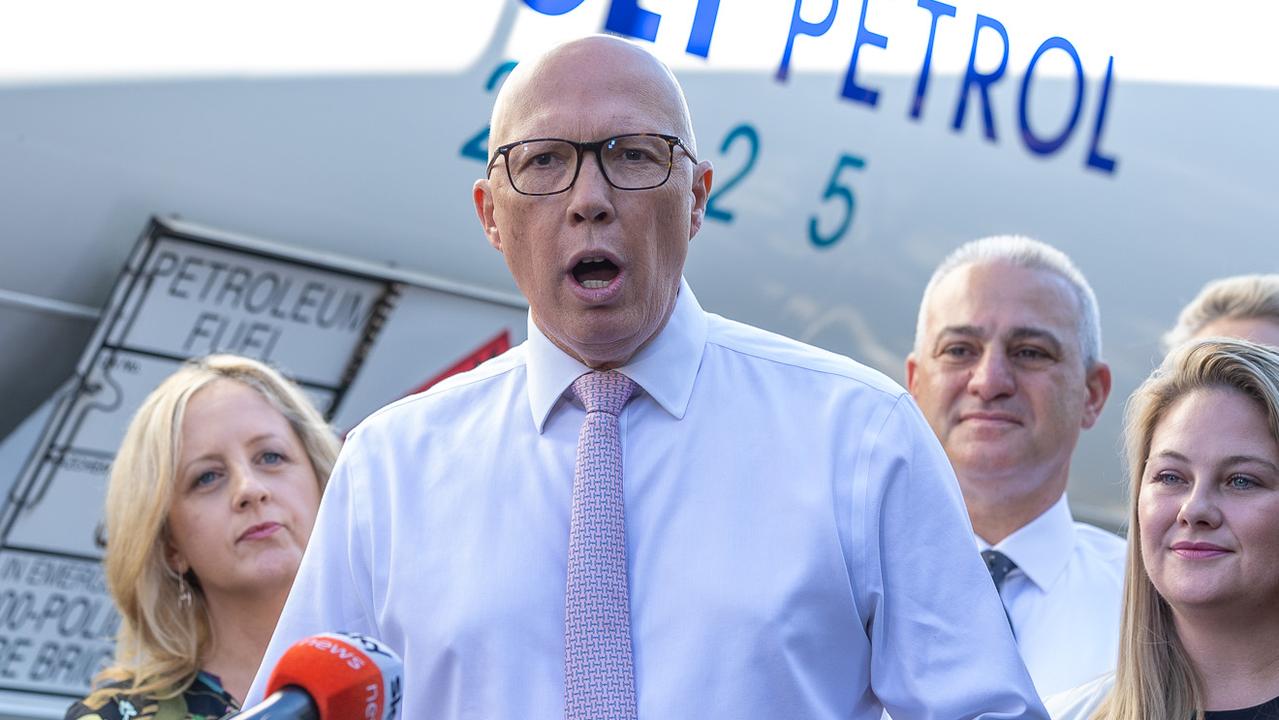 Chinese company to be forced out of Port of Darwin