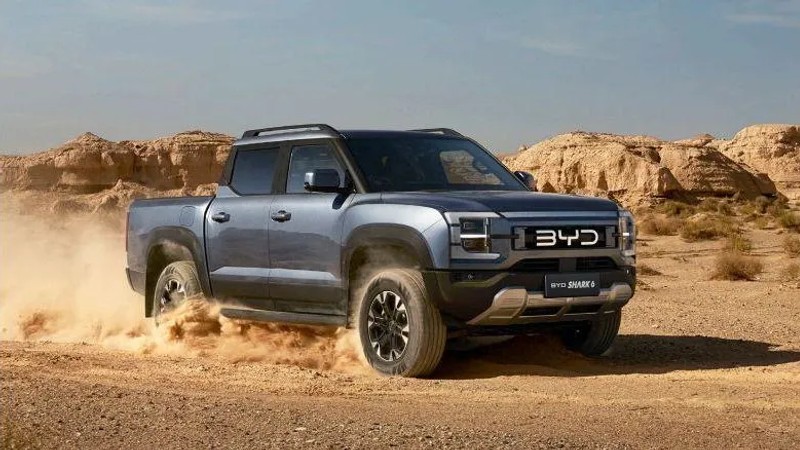BYD Shark 6 touches down as SA's most powerful bakkie! Pricing and ...