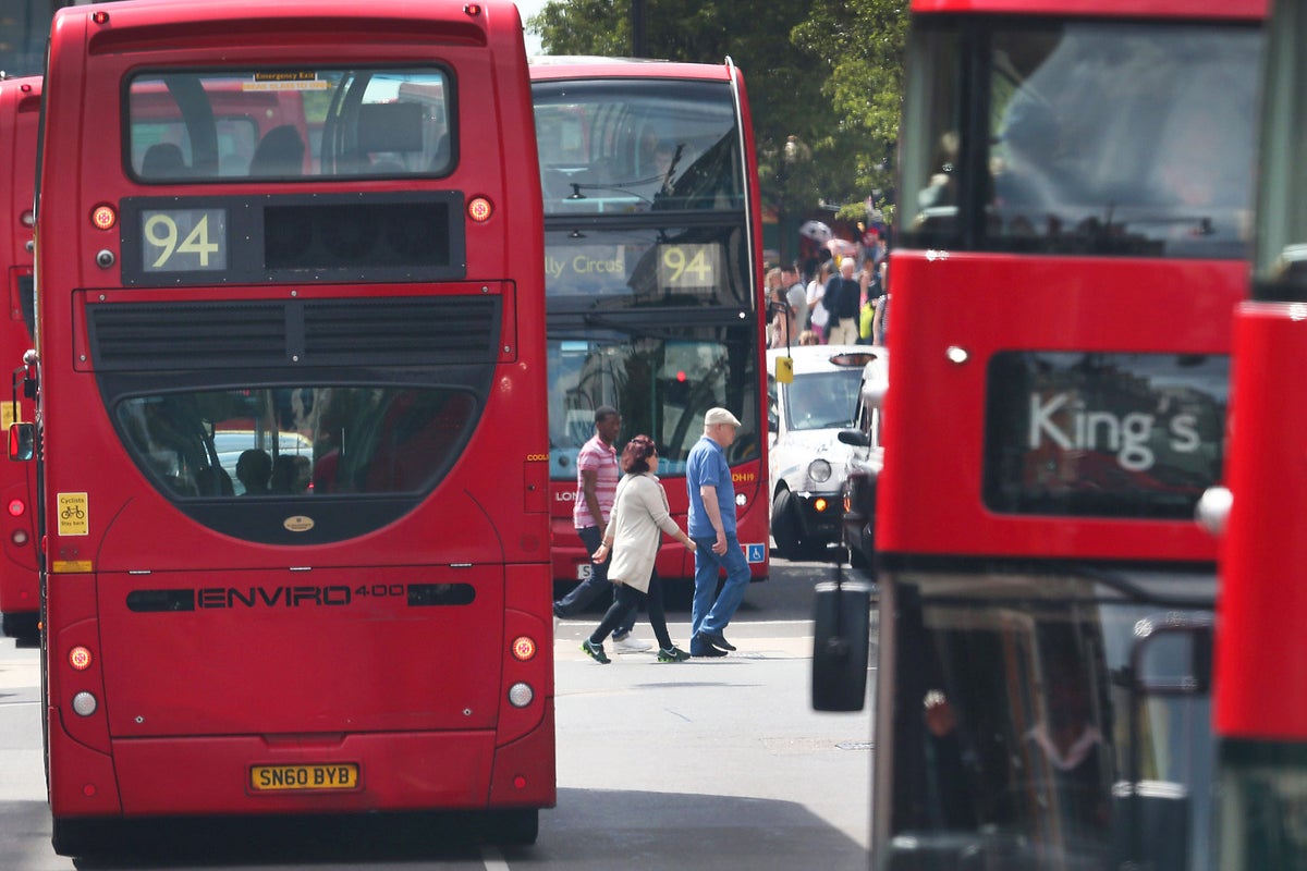 London school pupils handed detentions for lateness after TfL change ...