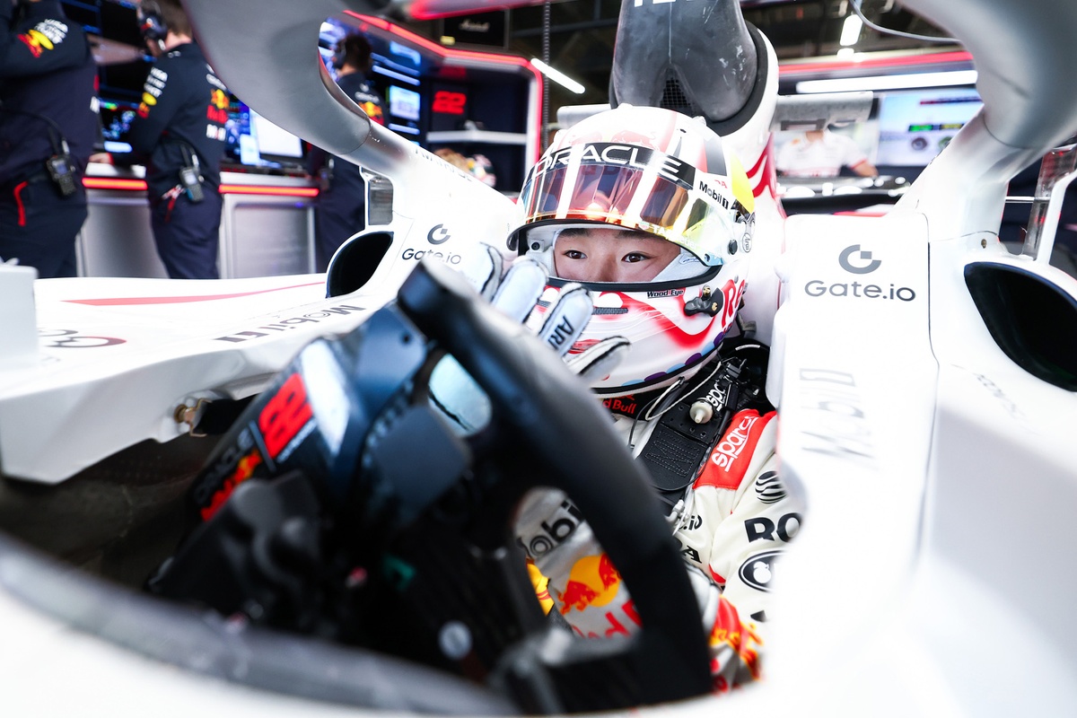 Tsunoda's first-day headaches in the Red Bull cockpit