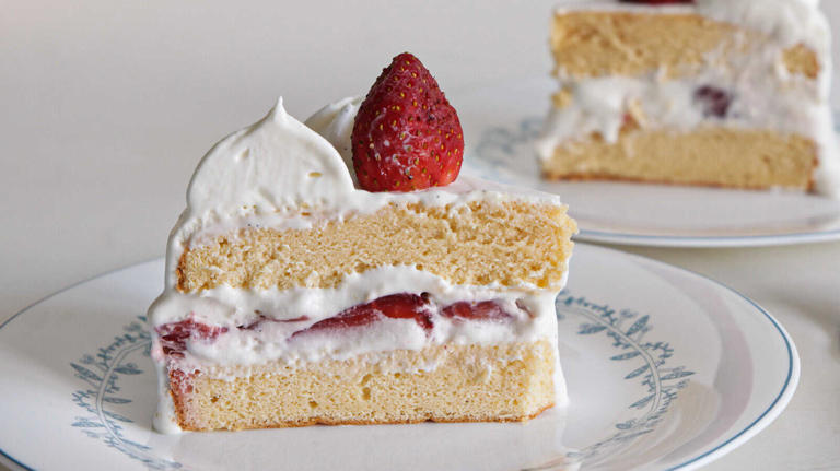 Soft and Light Strawberry Shortcake