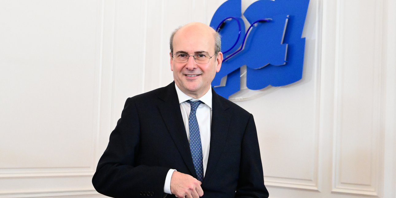 Χατζηδάκης: Η πορεία της Credia Bank δικαιολογεί αισιοδοξία -Τι είπε ...