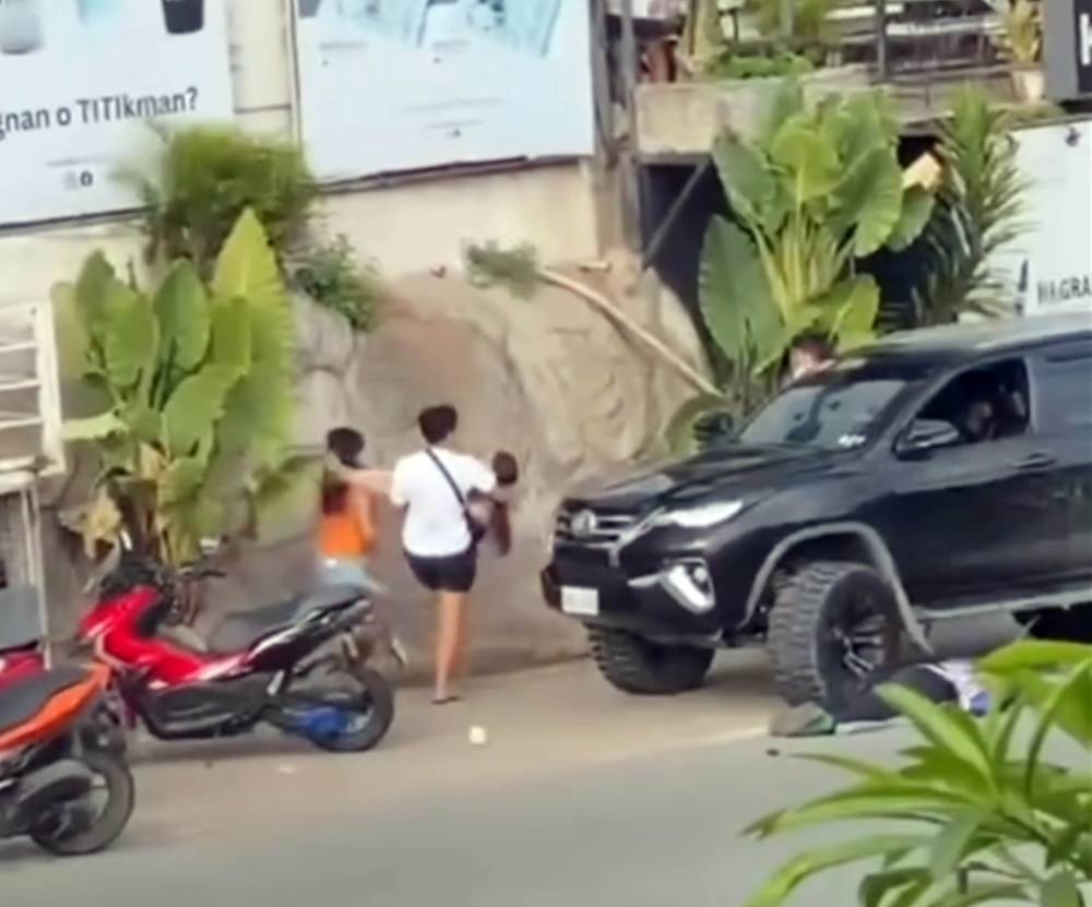 ‘8’ plate in viral road rage vehicle looks fake, House official says