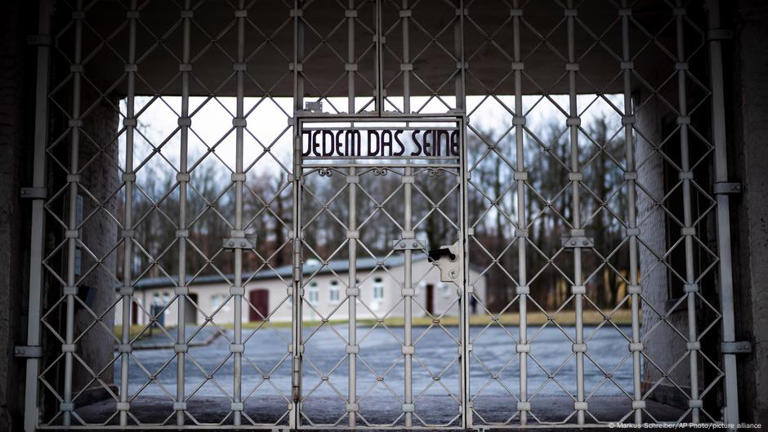 Holocaust: Sport im KZ als Folter und Hoffnungsschimmer