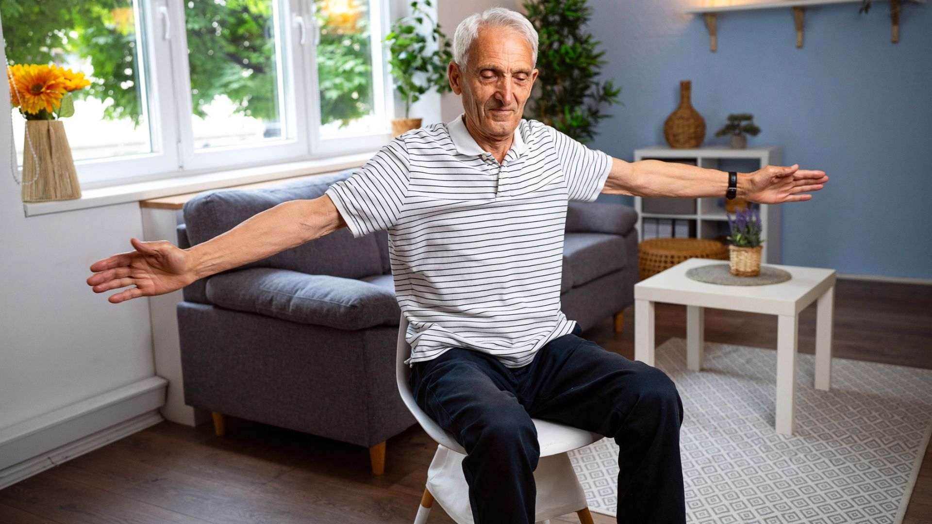 A stretching expert says this five-minute routine can improve your ...