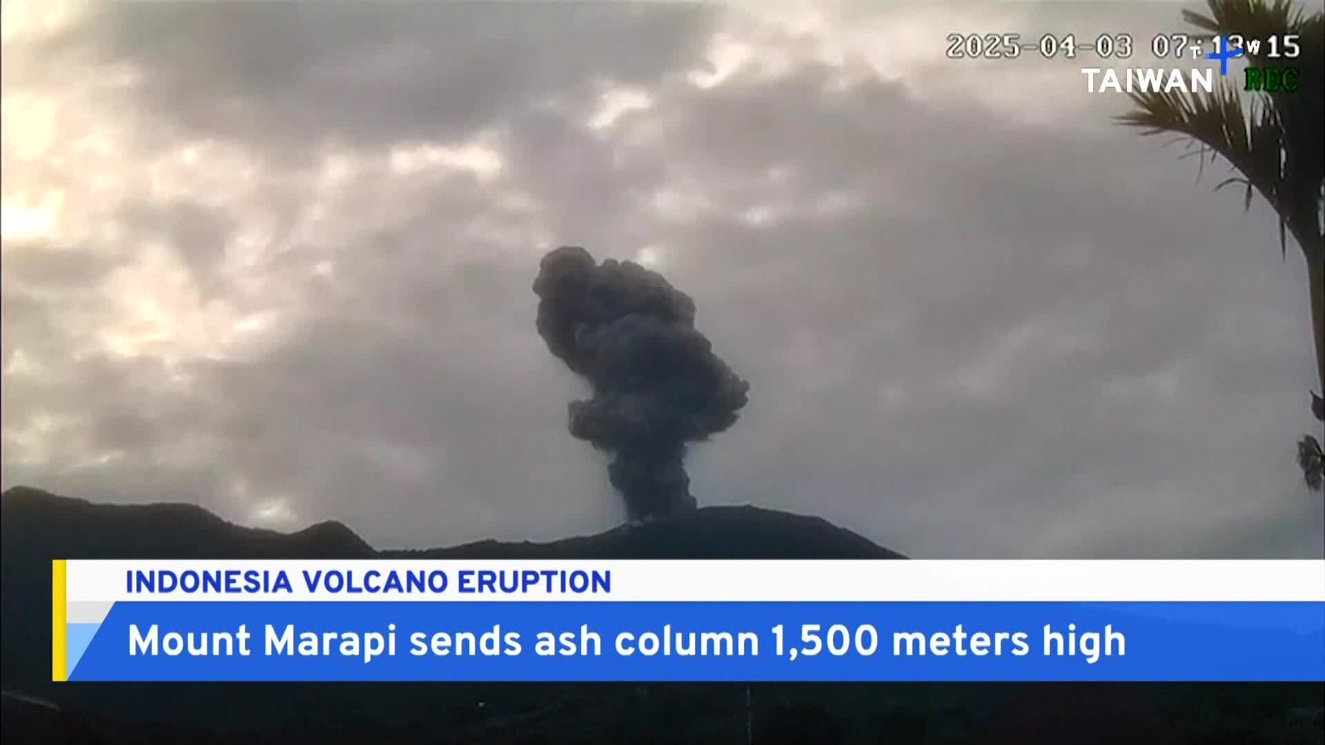 Indonesia's Mount Marapi Eruption Triggers 1,500-Meter-High Ash Plumes ...