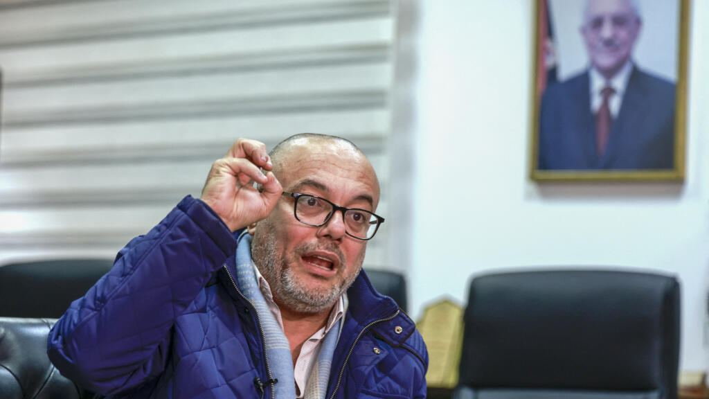 «Ils ont assassiné ma bibliothèque»: la douleur de l’ancien ministre de la culture palestinien ...