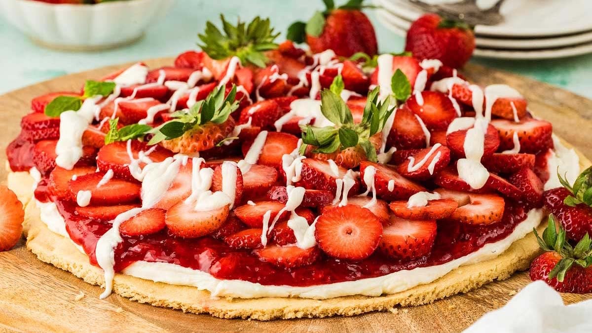 27 recipes that make strawberries the star of spring