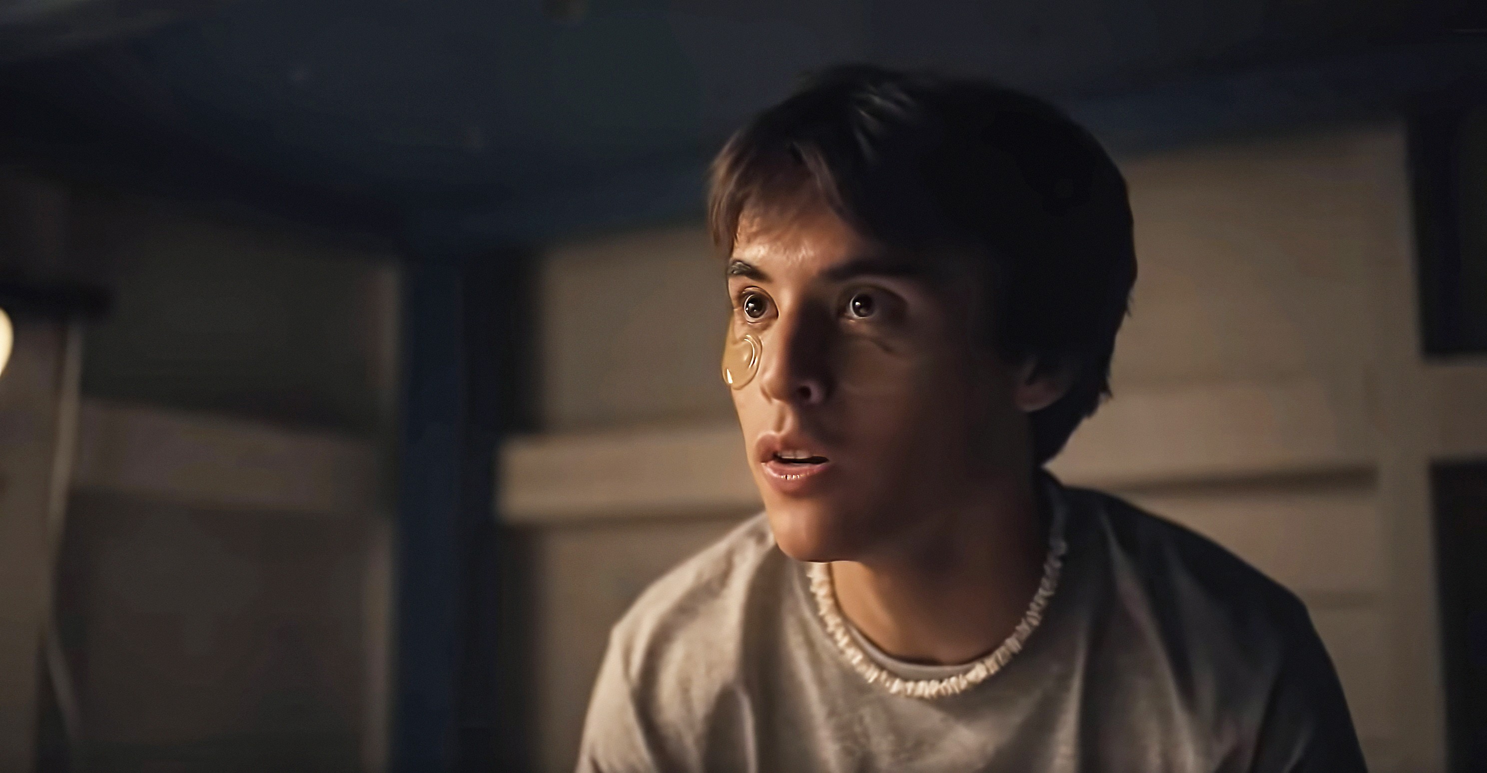 Finn Wolfhard praises mentor Jesse Eisenberg for helping him pivot from ...