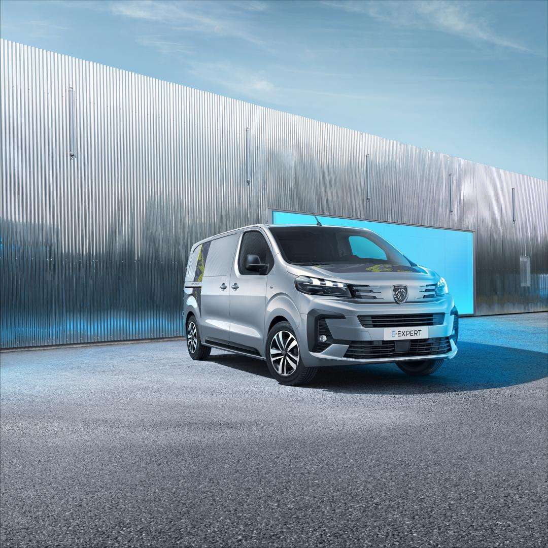 Nuovo Peugeot Expert Tech Edition: versatilità per i professionisti