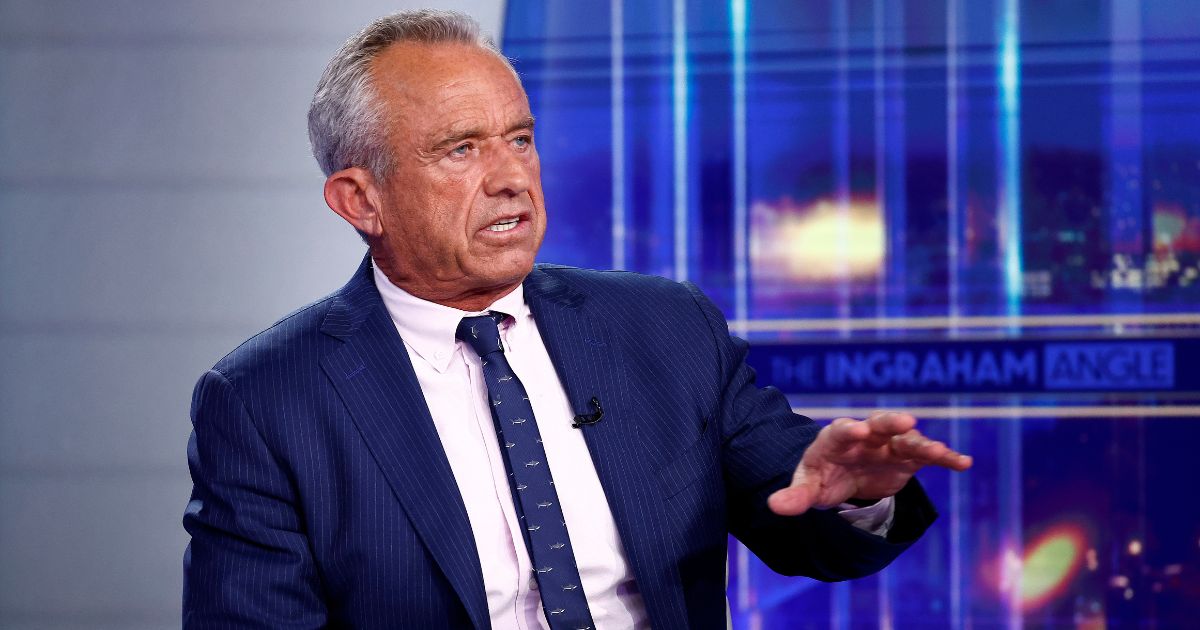 RFK Jr. Confirms New Food Pyramid, MAHA Standards for School Nutrition ...