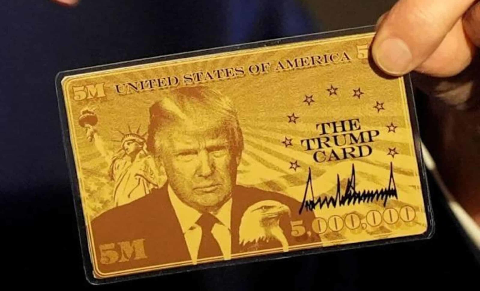 $5M Gold Card Featuring Trump’s Face Aims to Attract Wealthy Immigrants