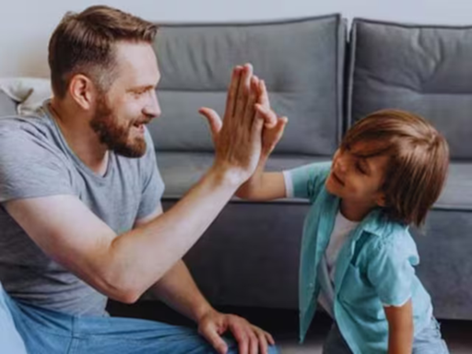 Parenting: Parents must adopt these measures for the mental health of ...