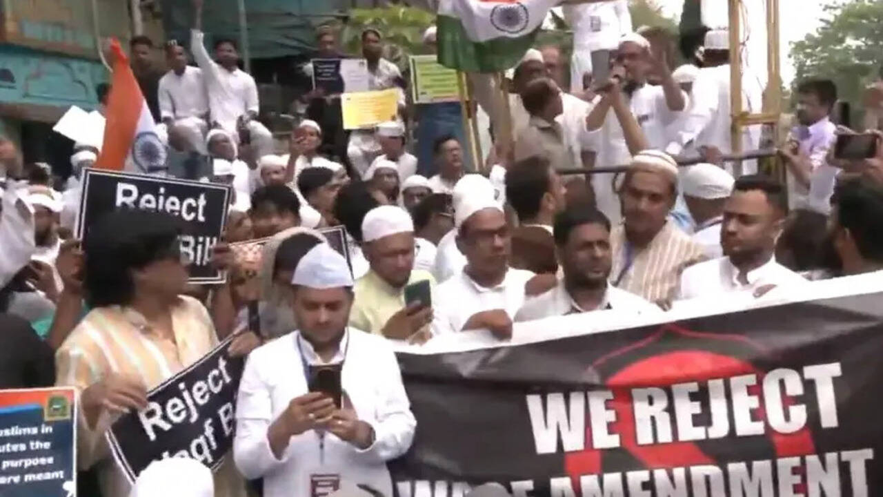 Protests Erupt In Multiple States Day After Parliament Gives Nod To ...