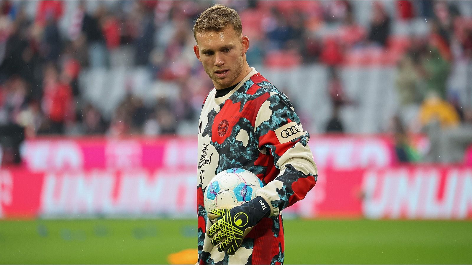 Daniel Peretz pours cold water on Bayern Munich exit rumours