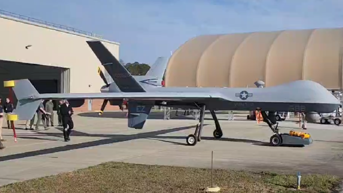 Navy Unveils Fast-Track Tug for Marine Corps