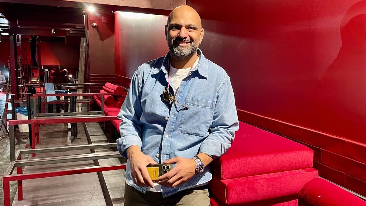 Düsseldorf: "Pinky Promise" Szene-Bar in der Altstadt mit neuem Konzept