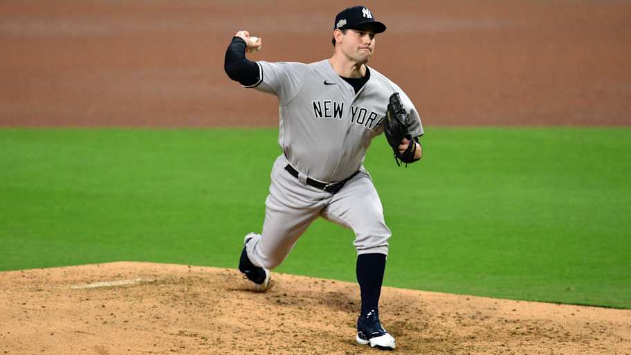 Yankees Moving On From Veteran Relief Pitcher To Make Room for Devin ...