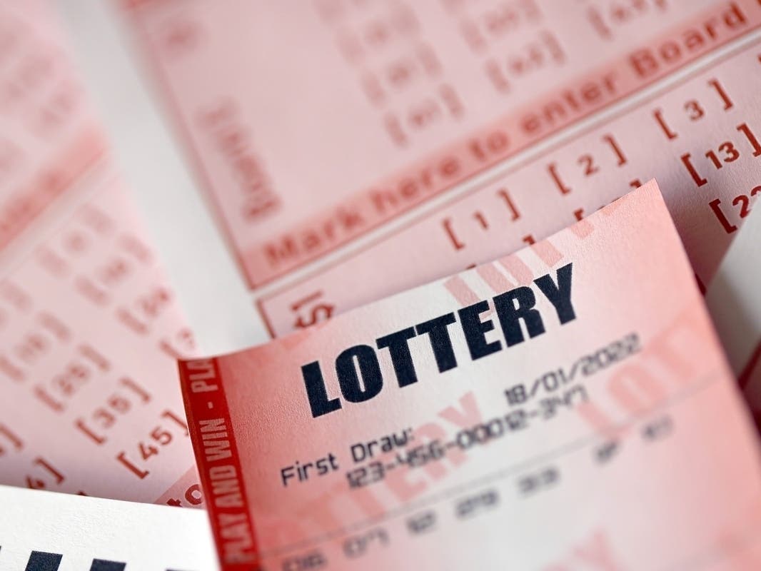 Worcester Man Wins $200 A Week Lottery Prize: Report