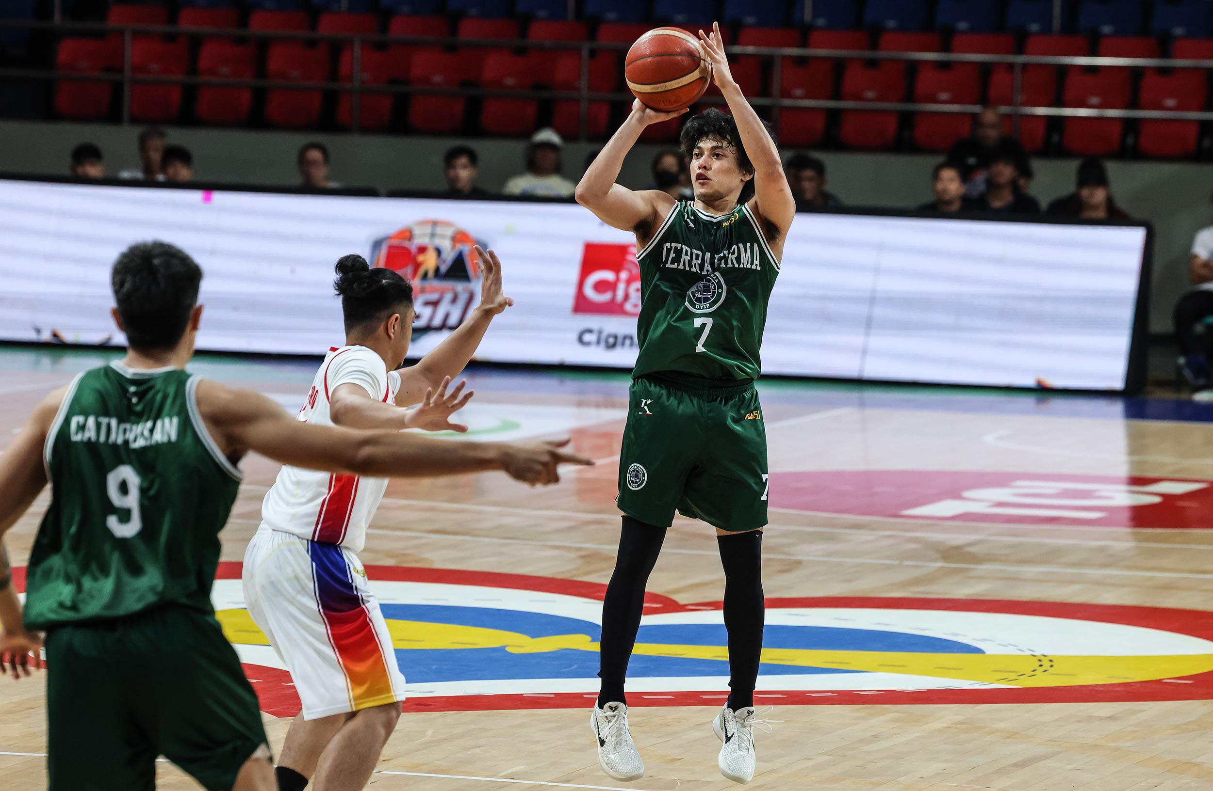 PBA: Terrence Romeo shrugs off distractions, lets game do talking