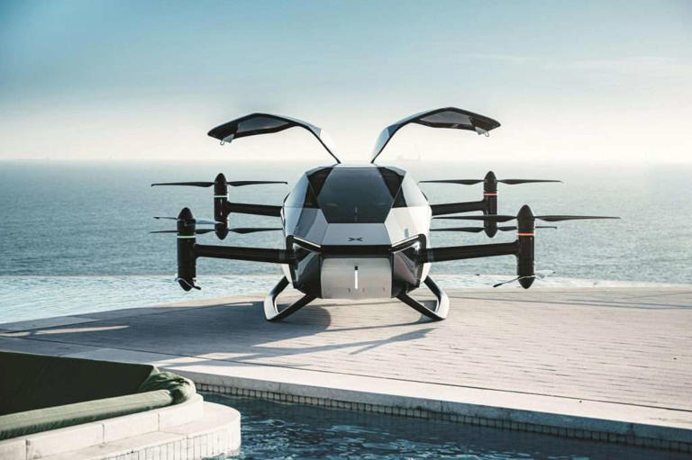 XPENG AI Day 2025: Embodied Intelligence con VLA 2.0, Robotaxi, IRON Next-Gen e auto volante