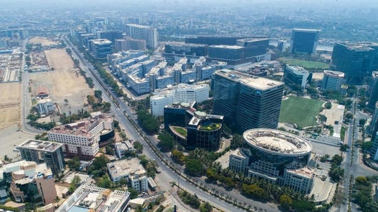 Maharashtra Real Estate Appellate Tribunal rules Trade Centre Building ...