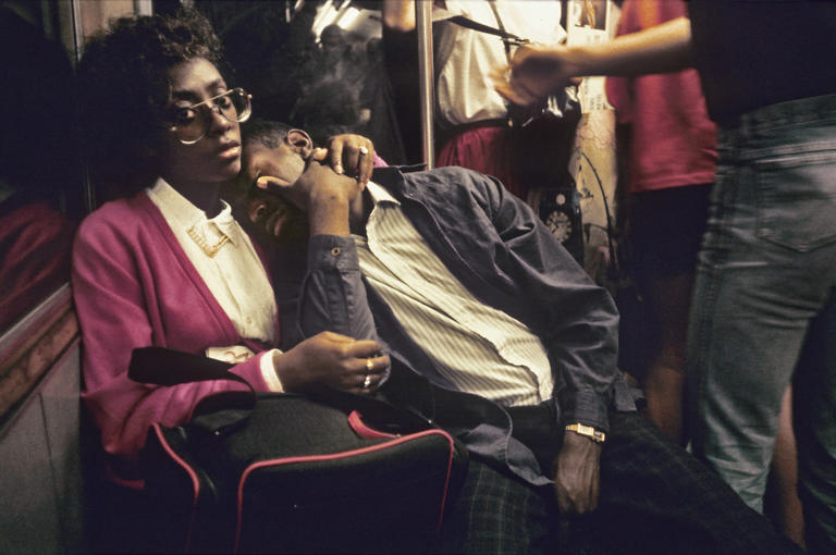 A step back in time: What London Underground passengers looked like in ...