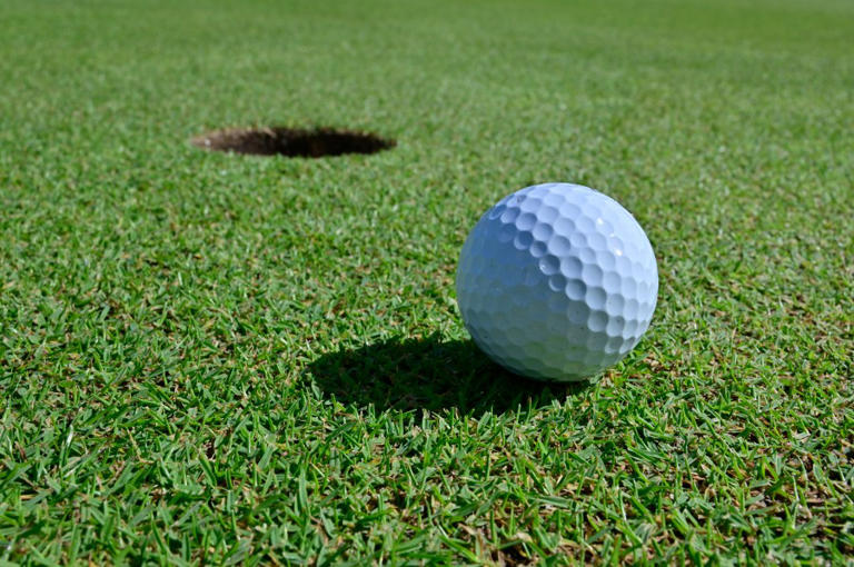 Gettysburg golf course now closed; auctioning off equipment