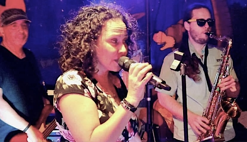 Singer to Face Musick for Commission