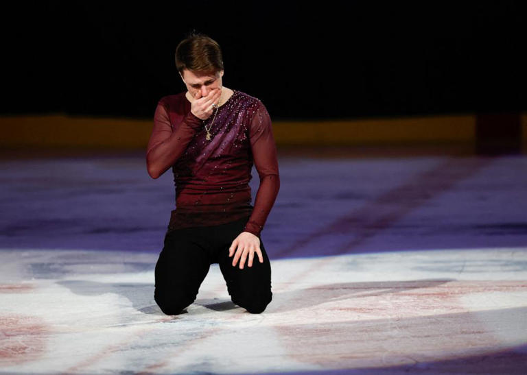 Figure skating tributes dedicated to DC plane crash victims raise $1.3 ...