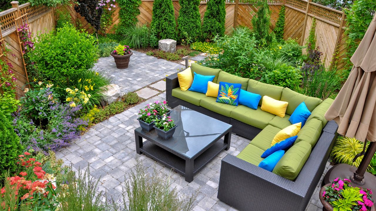 Thinking of a Backyard Refresh? Here’s the 2025 Price Tag
