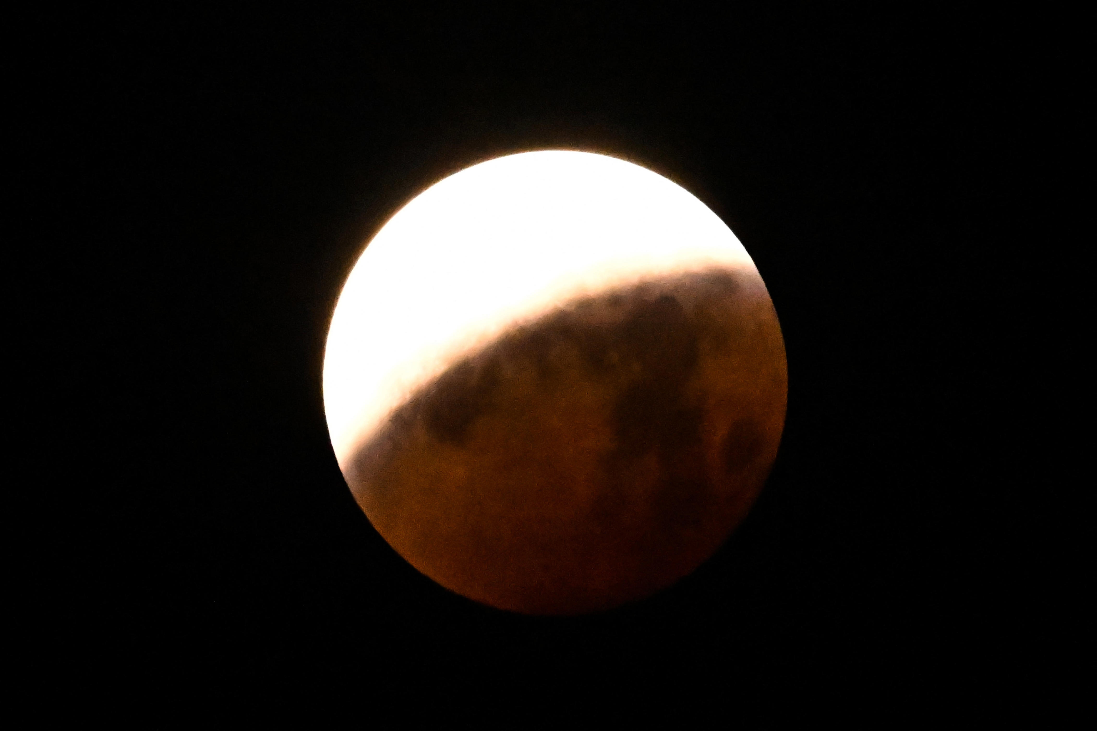 What time is the lunar eclipse on Sept. 7? How to see it in Arizona