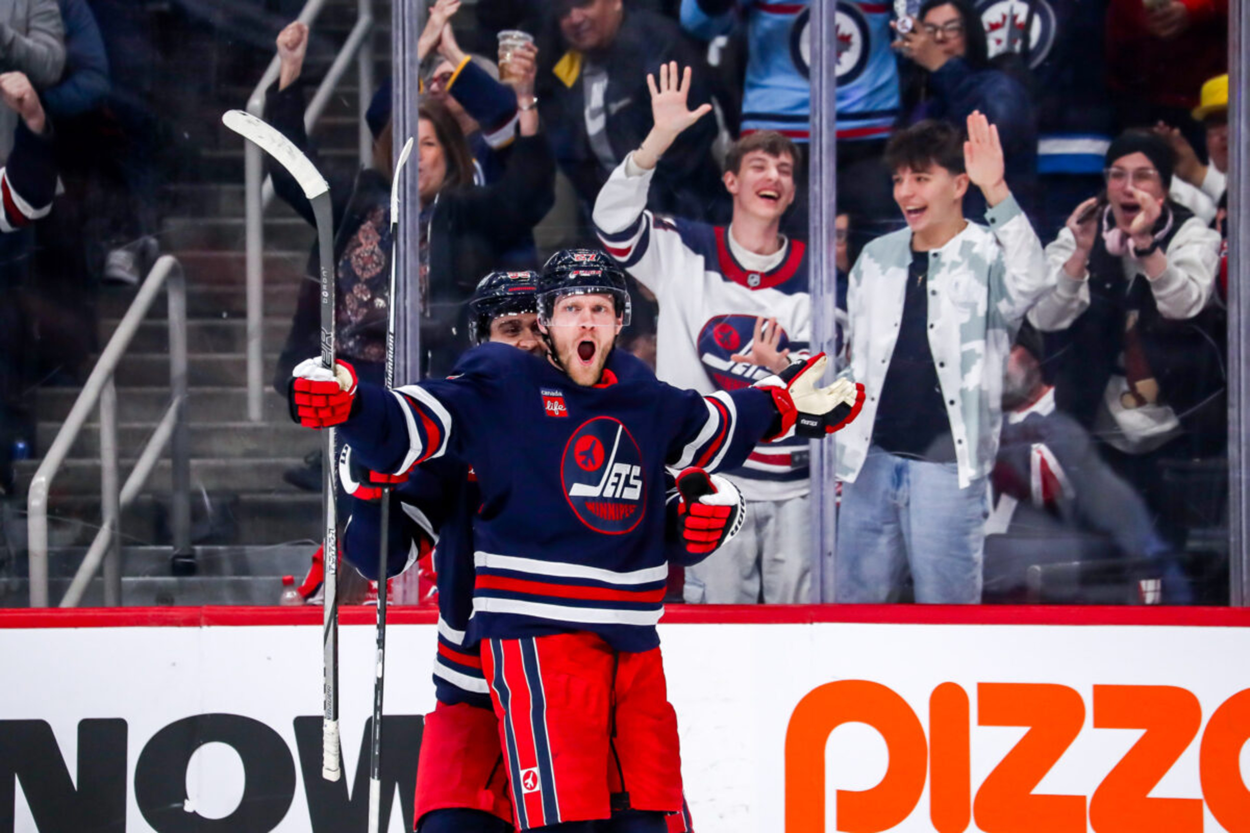 Jets’ Cheveldayoff Speaks on 1st-Round Pick, Ehlers Negotiations, Toews ...