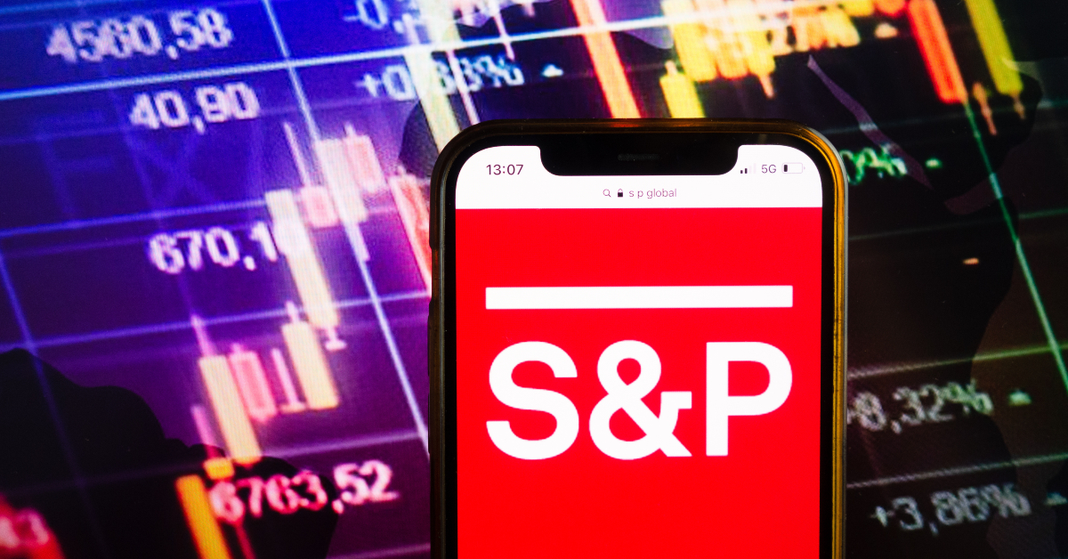 Warren Buffett's 6 Best Financial Lessons for Middle Class Americans