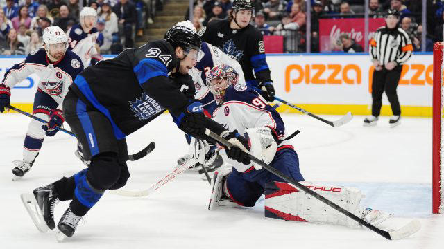 Capitals’ Logan Thompson expected to miss time with upper-body injury